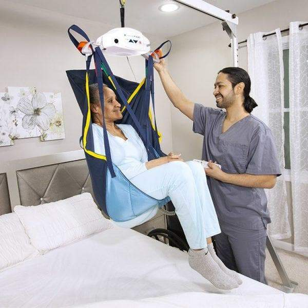 CaregiverUseCloseUp-FST-300FreeStandingforP-440PortableCeilingLift ...